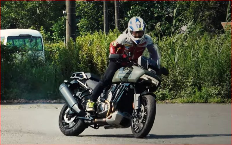 ハーレーでスタントやるよ！パンアメリカでスタントライド！小川 裕之選手！ | 動画ライダー